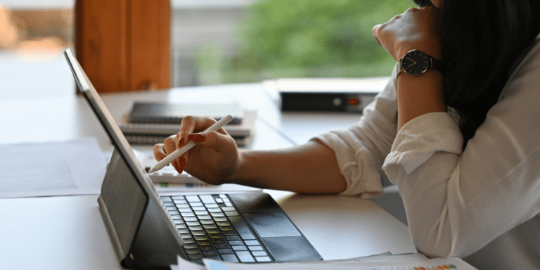 Administrative jobs in Dubai with salary 6,000 AED - sha5r jobs